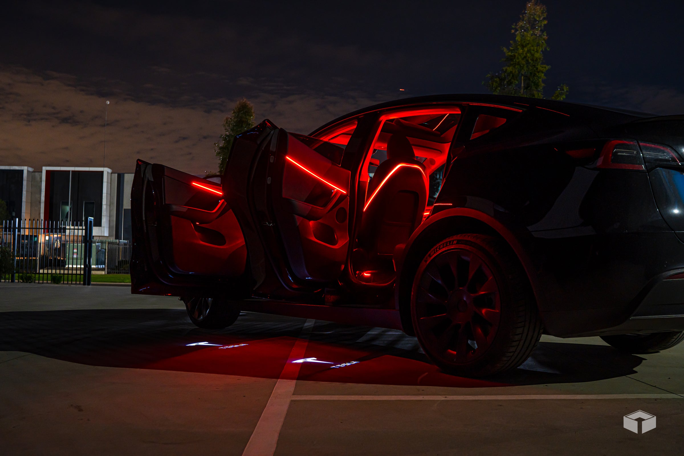 iilumolab | Custom Automotive Upgrades